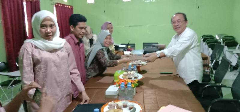 Prof Muhammad Amri Resmi Mendaftar Bakal Calon Rektor Unsulbar