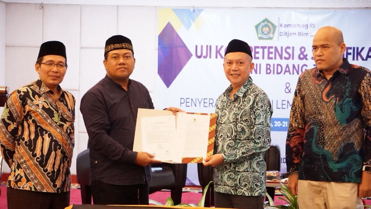 LAZ Hadji Kalla Jadi LAZ Nasional Pertama Perpanjang Izin Kemenag ...
