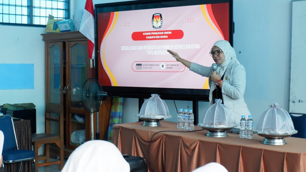 KPU Gowa Tekankan Peran Pemilih Pemula Lewat Program KPU Mengajar