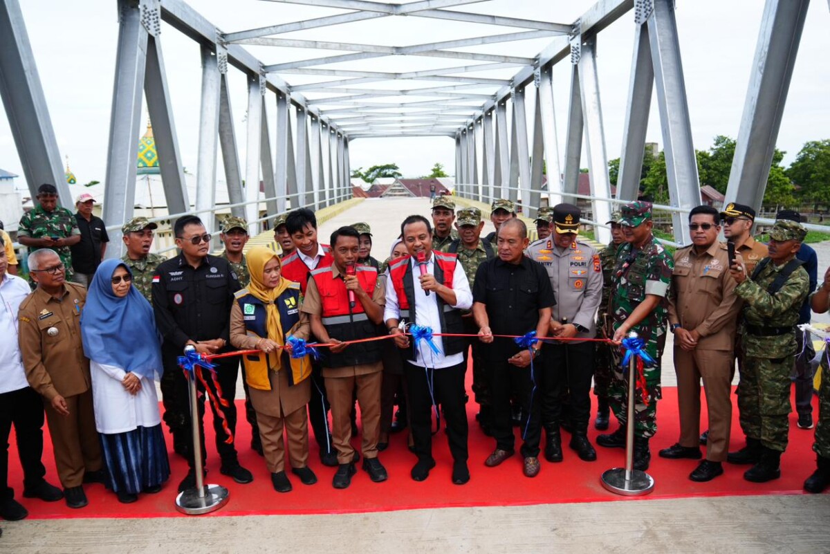 Gubernur Sulsel Resmikan Jembatan Sungai Malake